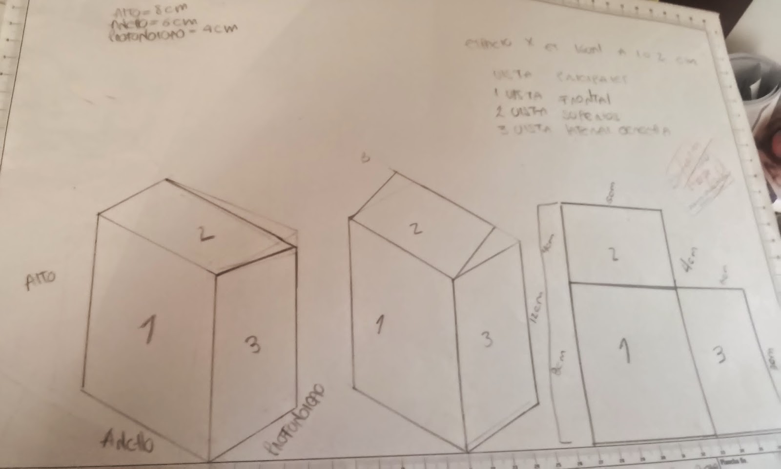santana_vargas_luisa_fernanda_38: DIBUJO TECNICO: vista cajas